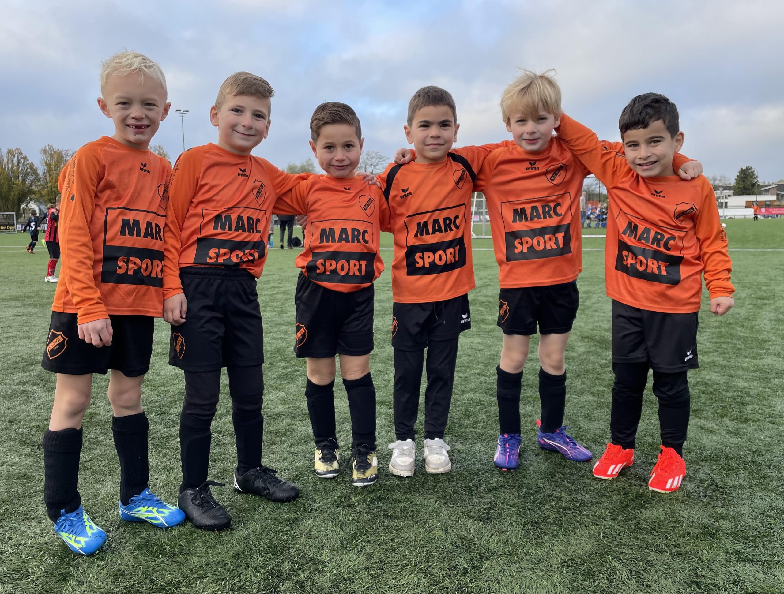 ST SIOL/JVC Cuijk JO7-4 - Voetbalvereniging JVC Cuijk